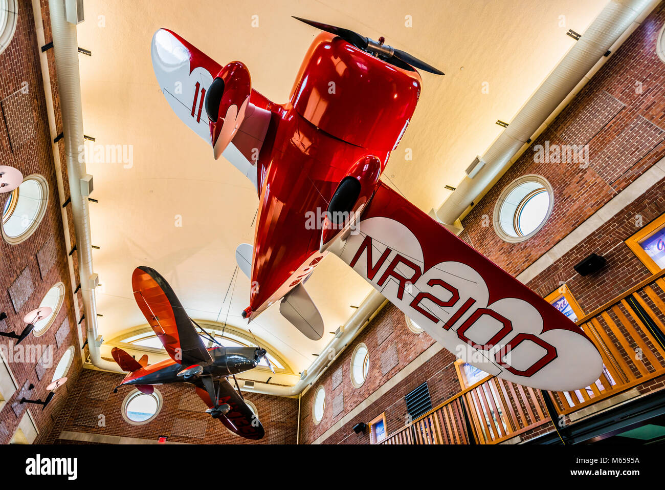 Gee Bee Model R Super Sportster The Lyman and Merrie Wood Museum of ...