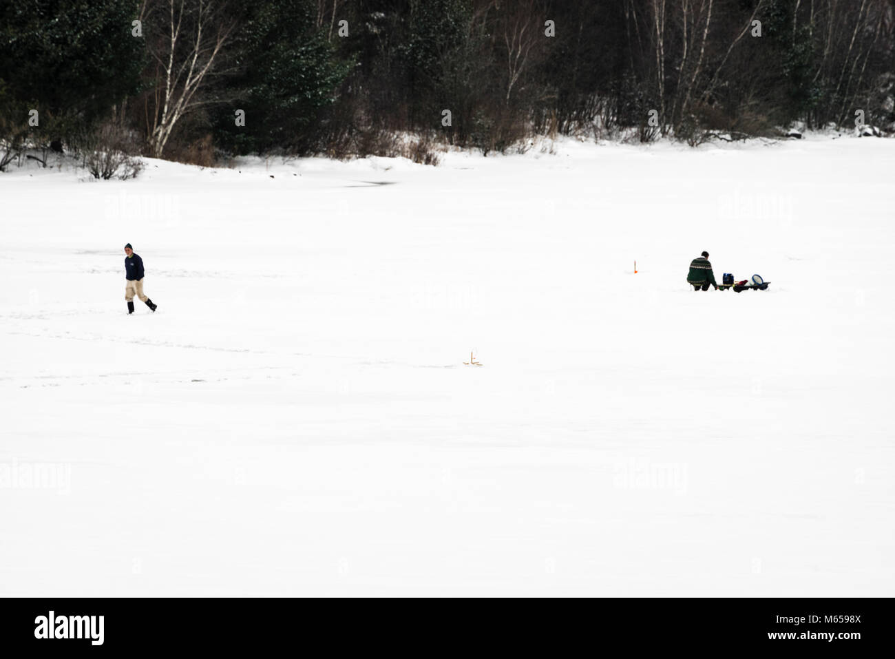 New england ice fishing hi-res stock photography and images - Alamy