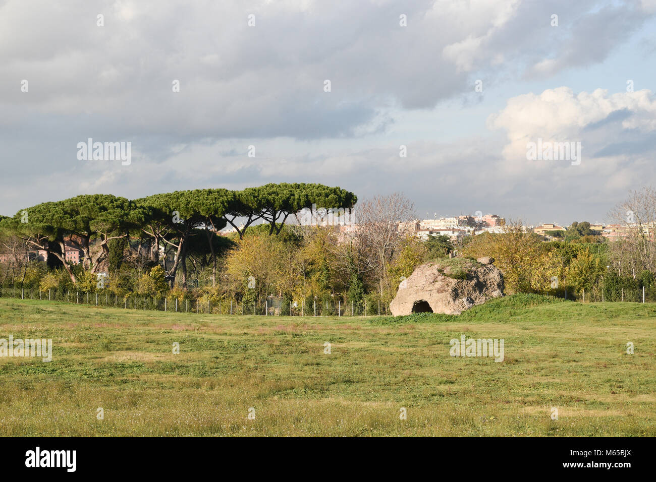 Rome caffarella park hi-res stock photography and images - Alamy