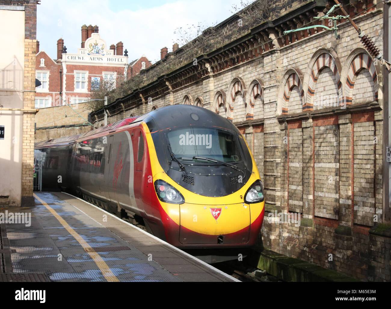 Class 390 Pendolino electric multiple unit train operated by Virgin ...