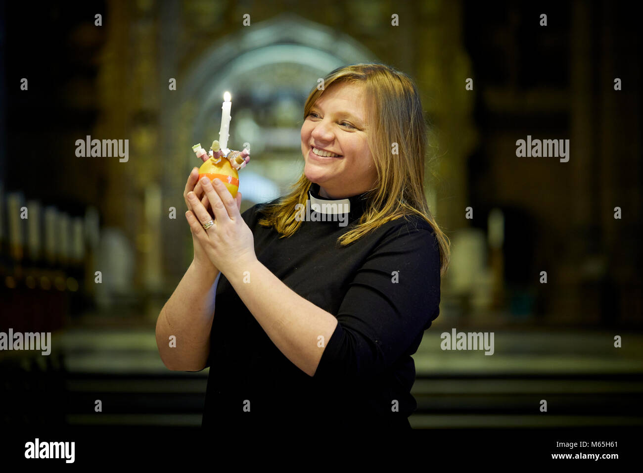 Kate bottley gogglebox hi-res stock photography and images - Alamy