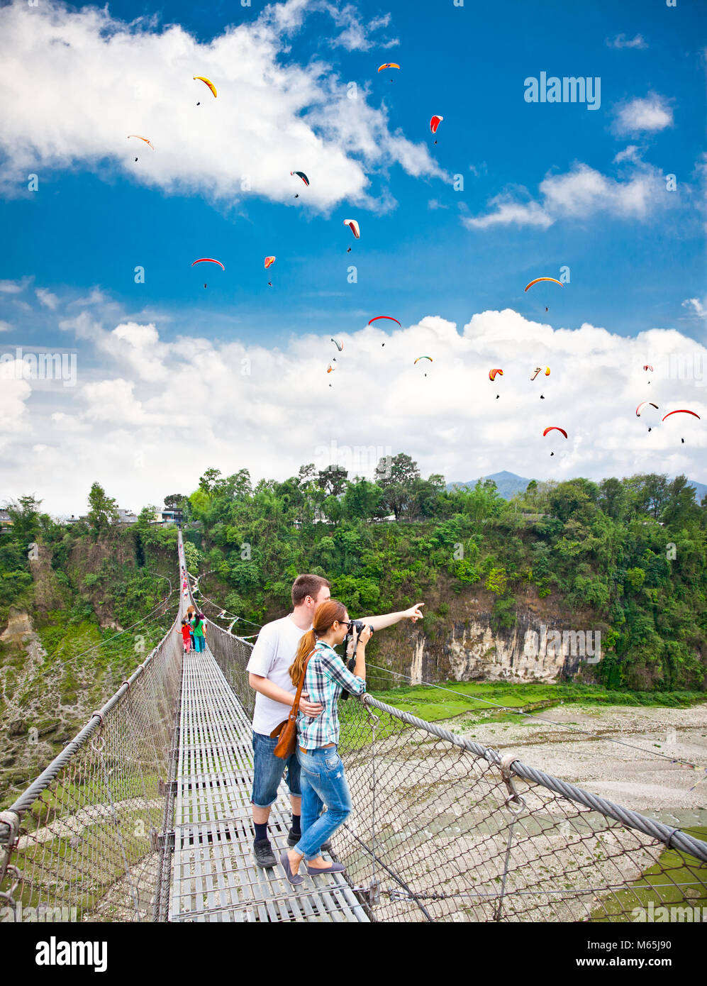 Bridge swing extreme hi-res stock photography and images - Alamy