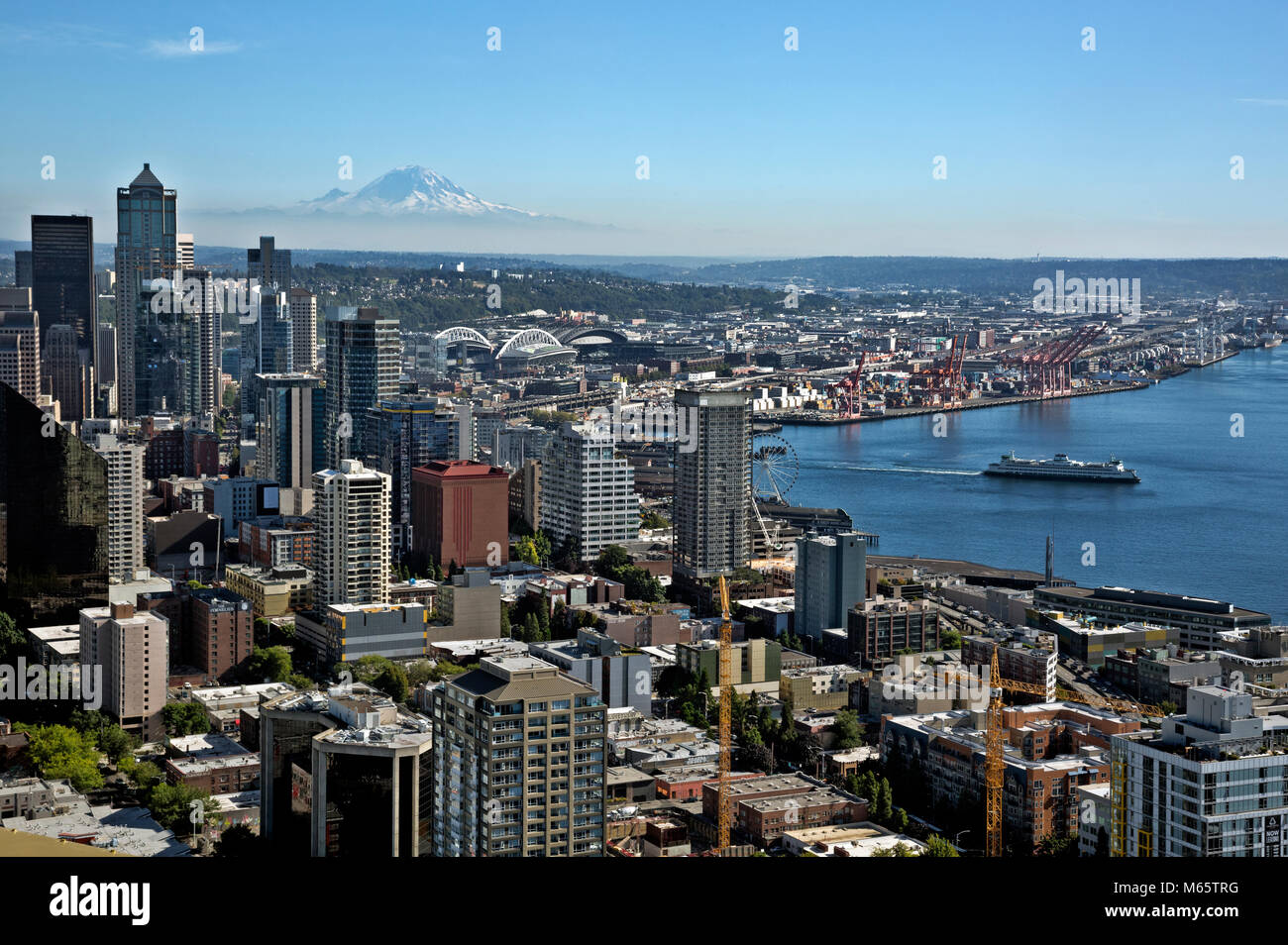 Seattle view from ferry hi-res stock photography and images - Alamy
