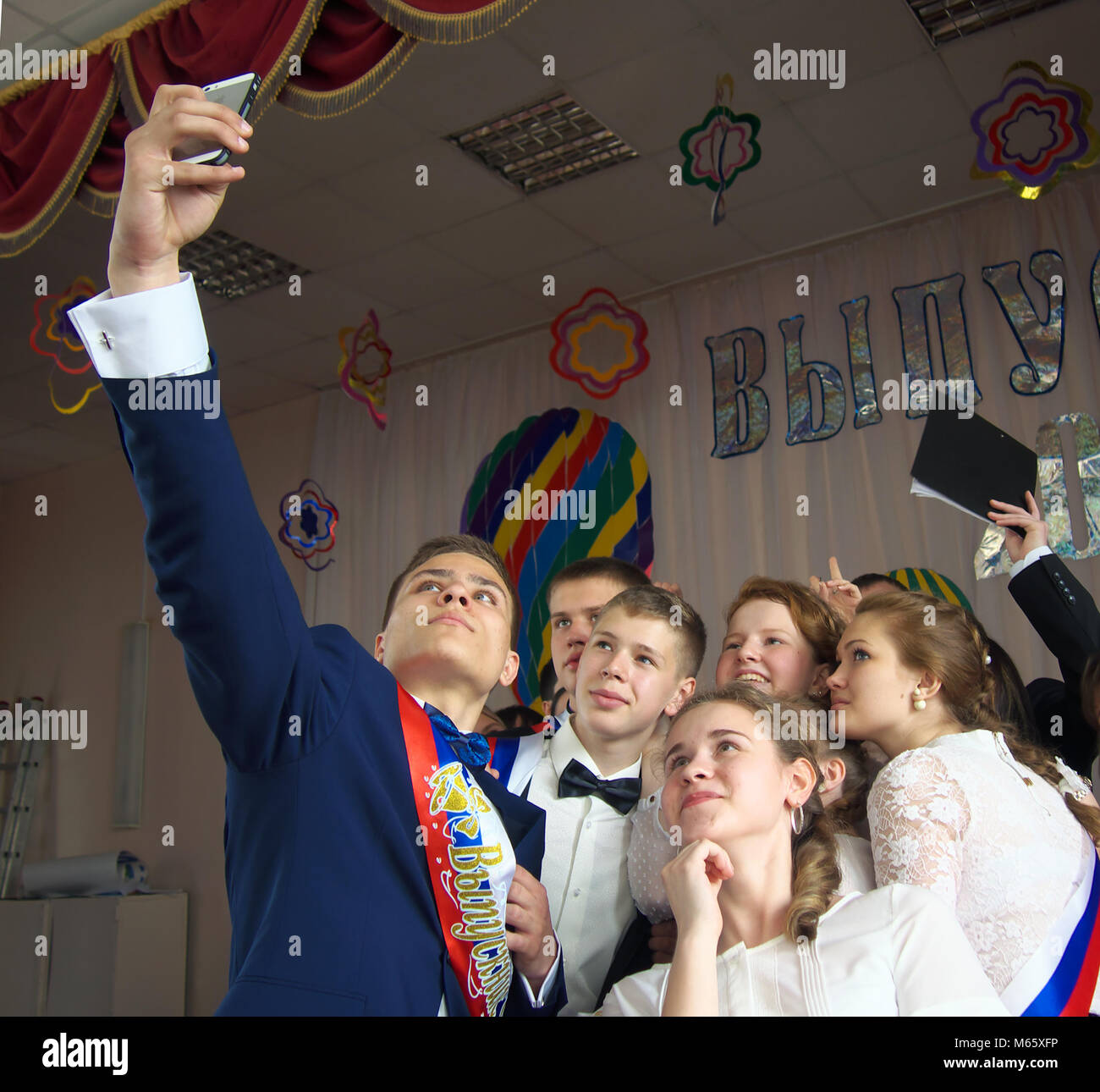 Graduating class group photo hi-res stock photography and images - Alamy