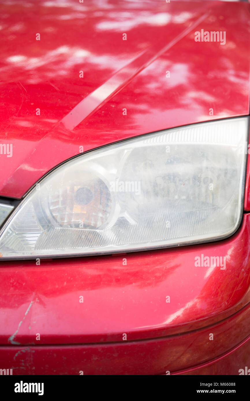 Drivers side headlight hi-res stock photography and images - Alamy