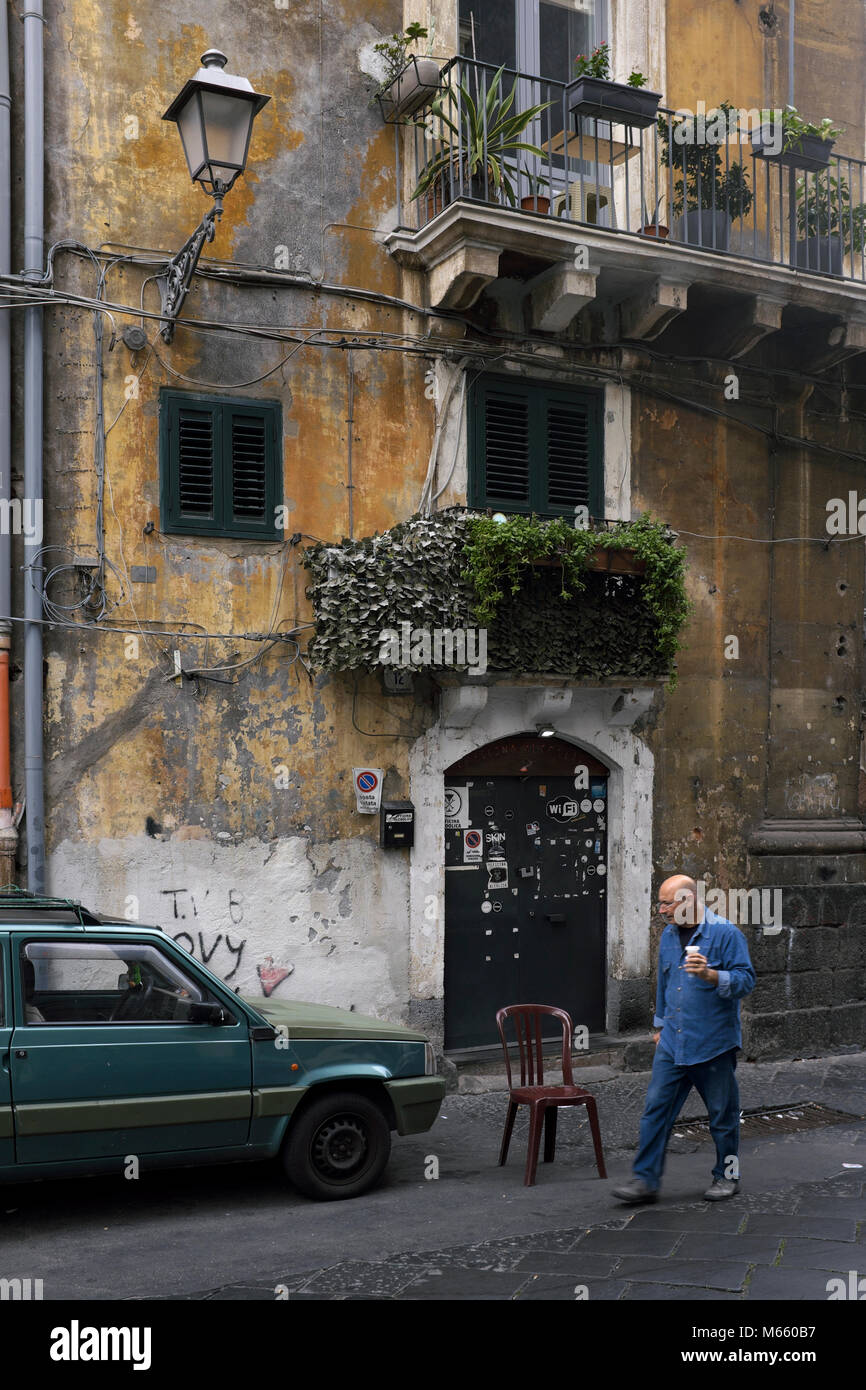 A side street in Catania, Sicily Stock Photo - Alamy