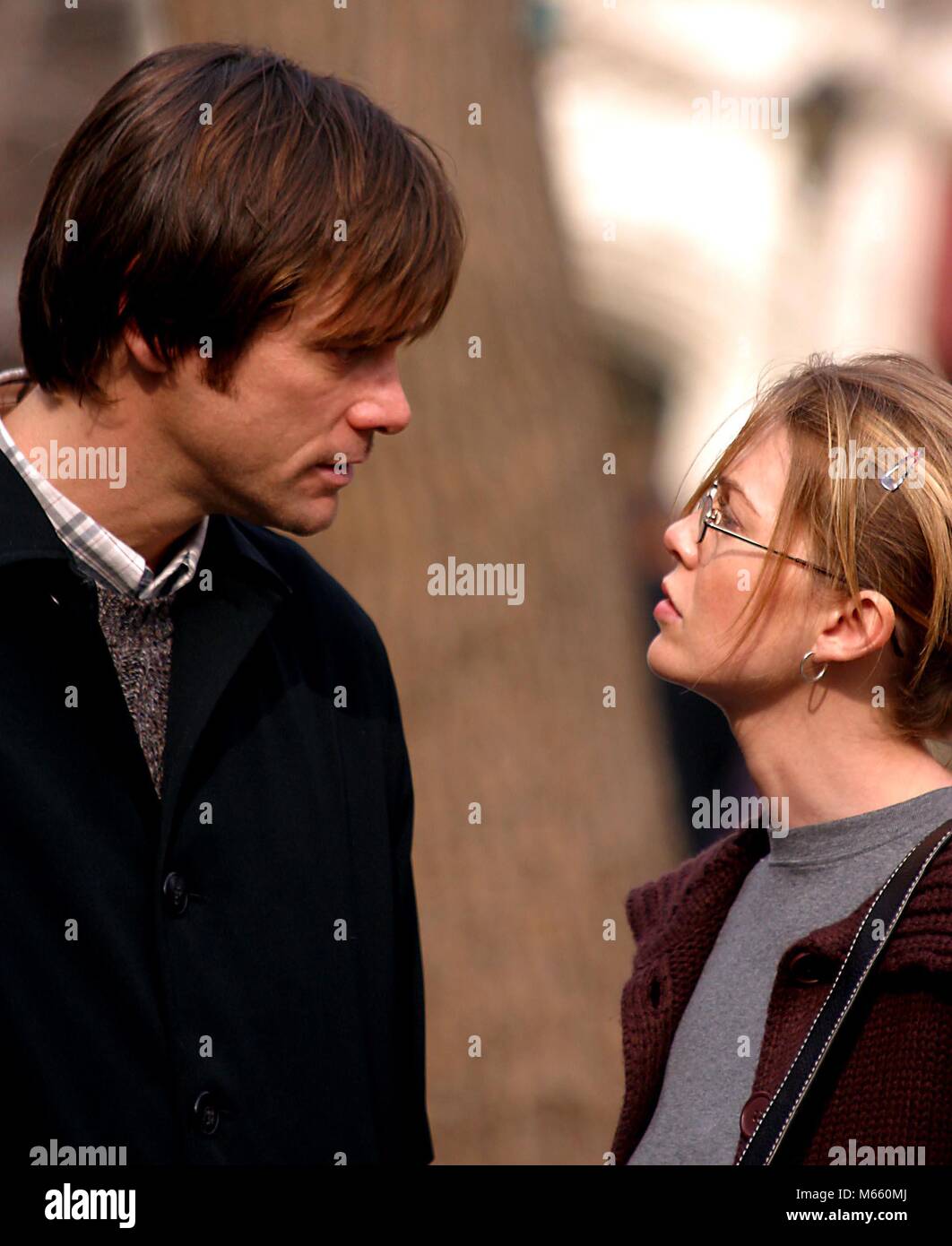 New York City 2003 FILE PHOTO ELLEN POMPEO AND JIM CARREY Photo by John ...