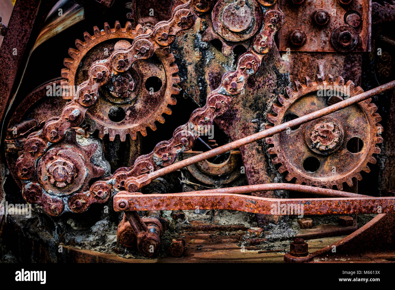 Gears and chains Stock Photo - Alamy