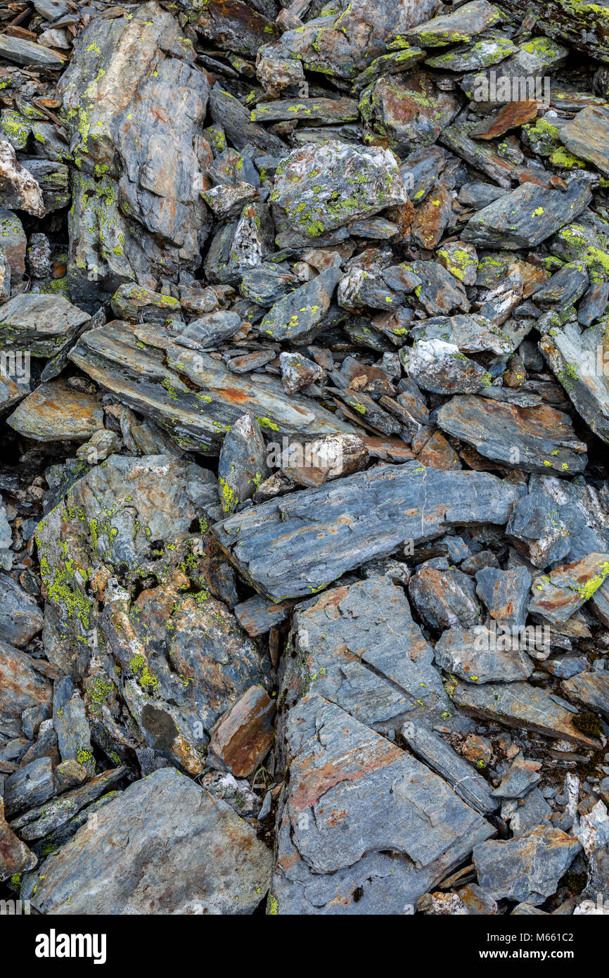 Broken rock hi-res stock photography and images - Alamy
