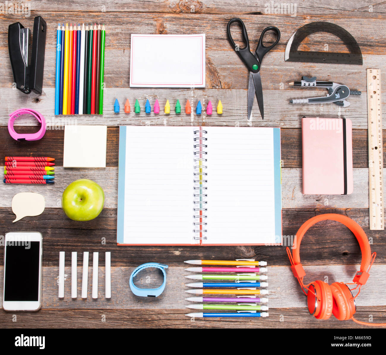 School supplies on wooden background. Back to school Stock Photo - Alamy