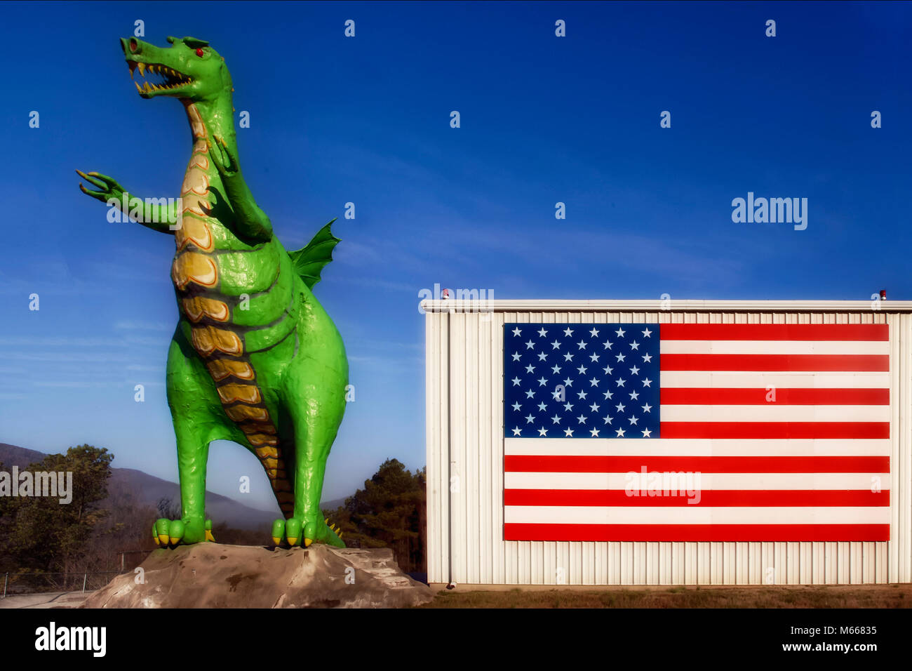 Another roadside attractions hi-res stock photography and images - Alamy