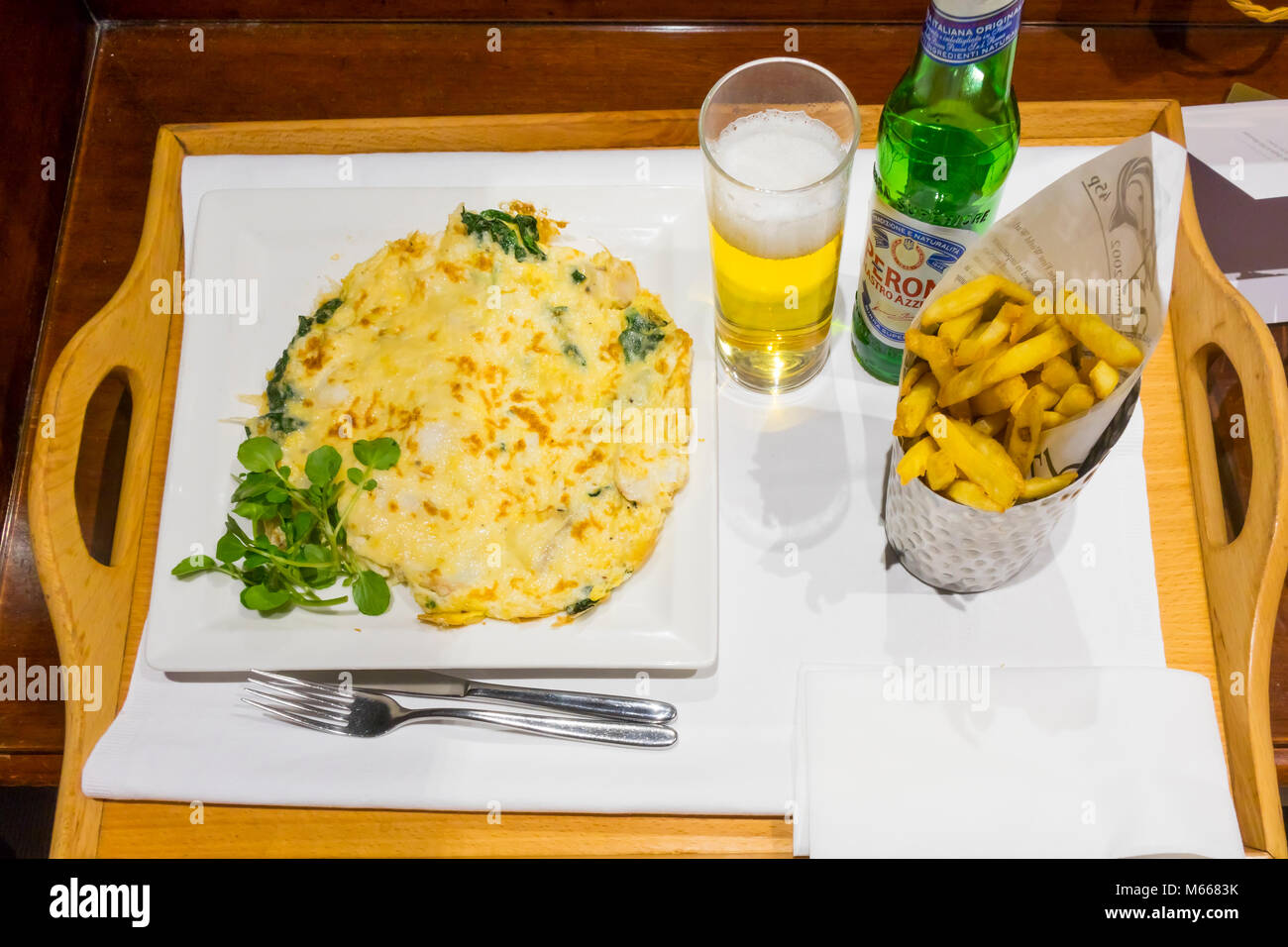 Peroni bottle hi-res stock photography and images - Alamy