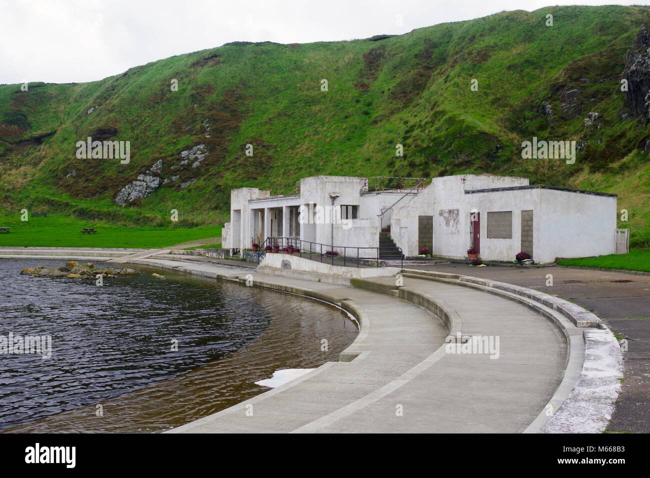 Tarlair outdoor swimming pool hi-res stock photography and images - Alamy