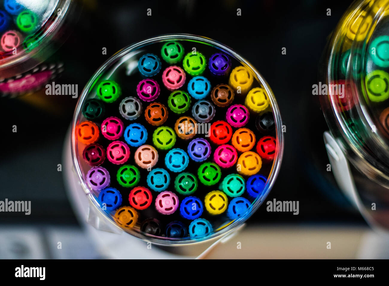 Aldi colours hi-res stock photography and images - Alamy