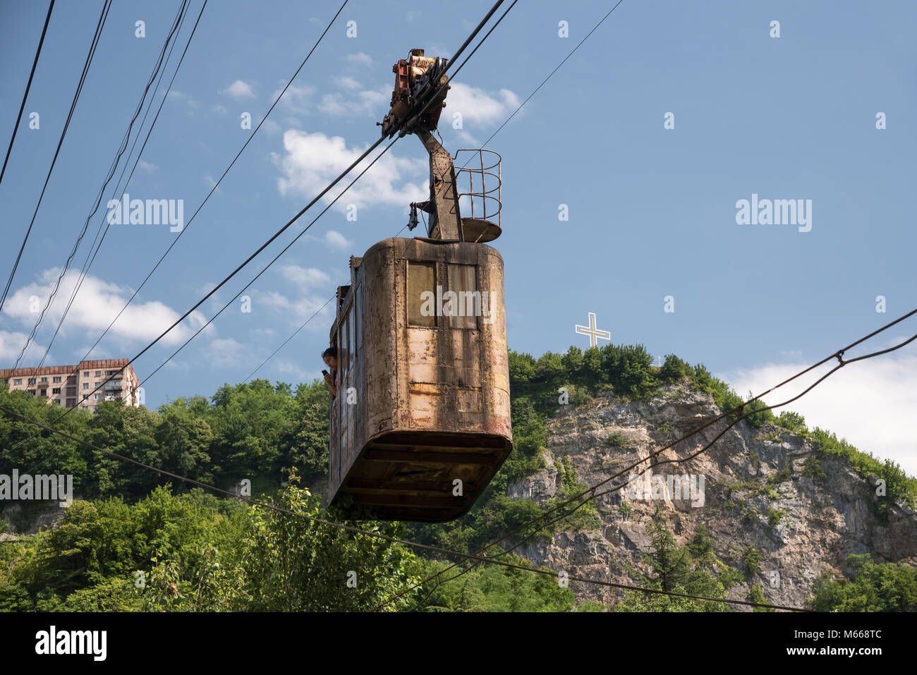 Aerial cableways hi-res stock photography and images - Alamy