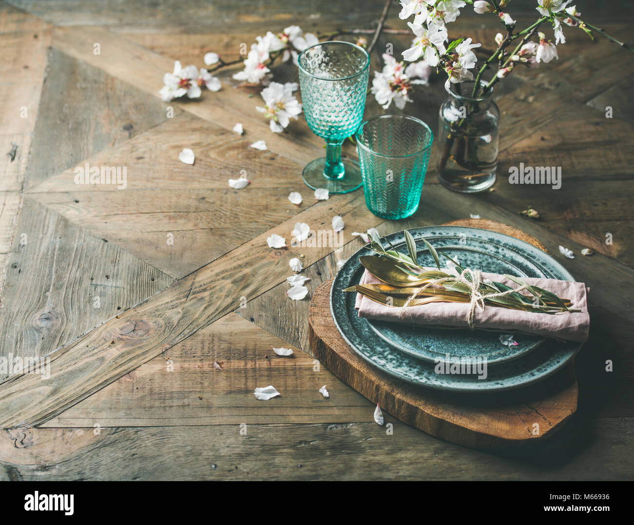 Spring Easter Table Setting Stock Photo Alamy