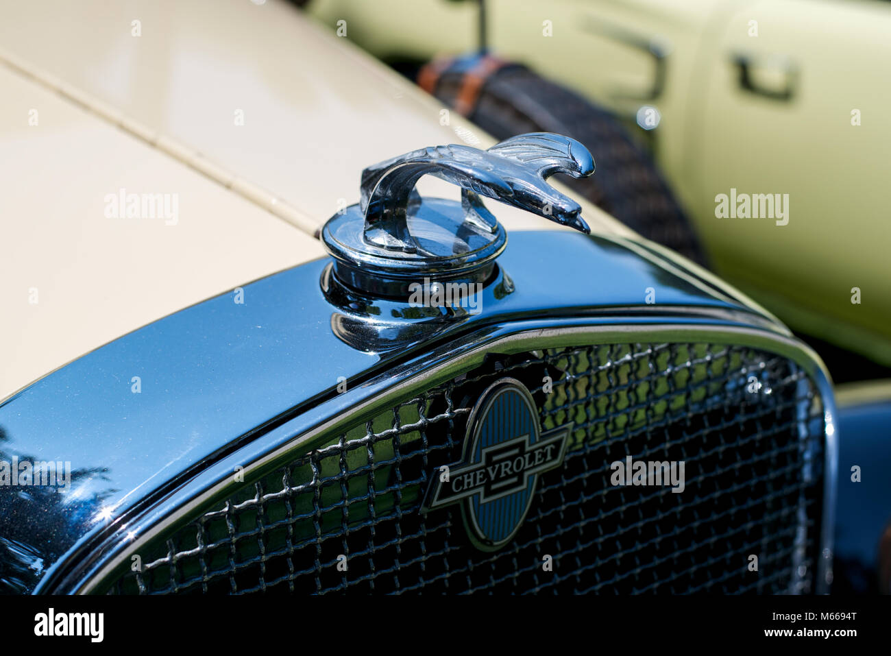 Radiator cap hi-res stock photography and images - Alamy