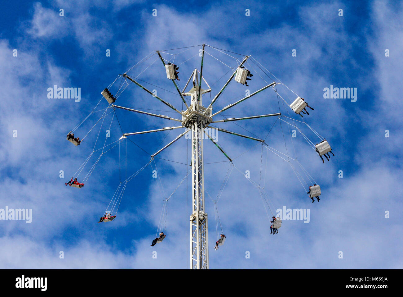 Scary ride swing ride hi-res stock photography and images - Alamy