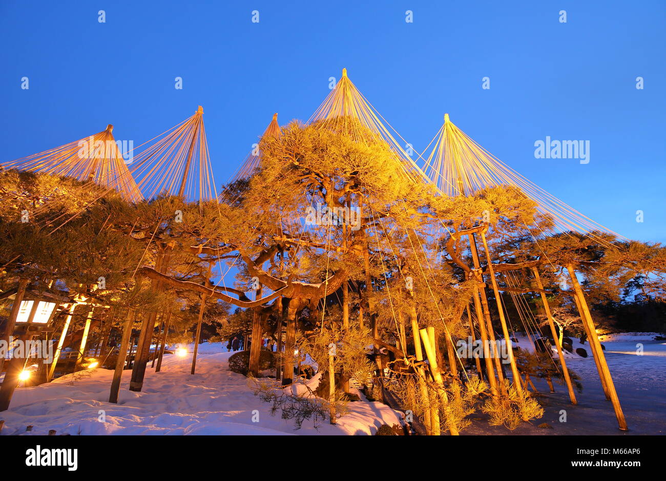 Traditional Kenrokuen Japanese garden winter snowscape Kanazawa Japan ...