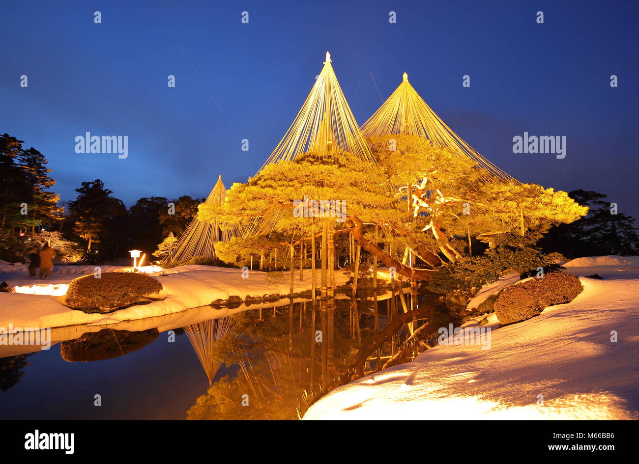 Traditional Kenrokuen Japanese garden winter snowscape Kanazawa Japan ...