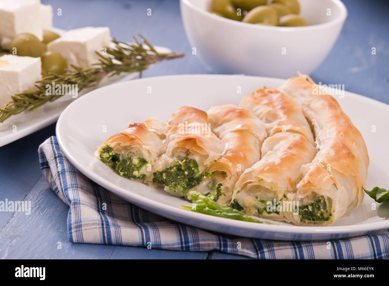 Spankopita hi-res stock photography and images - Alamy