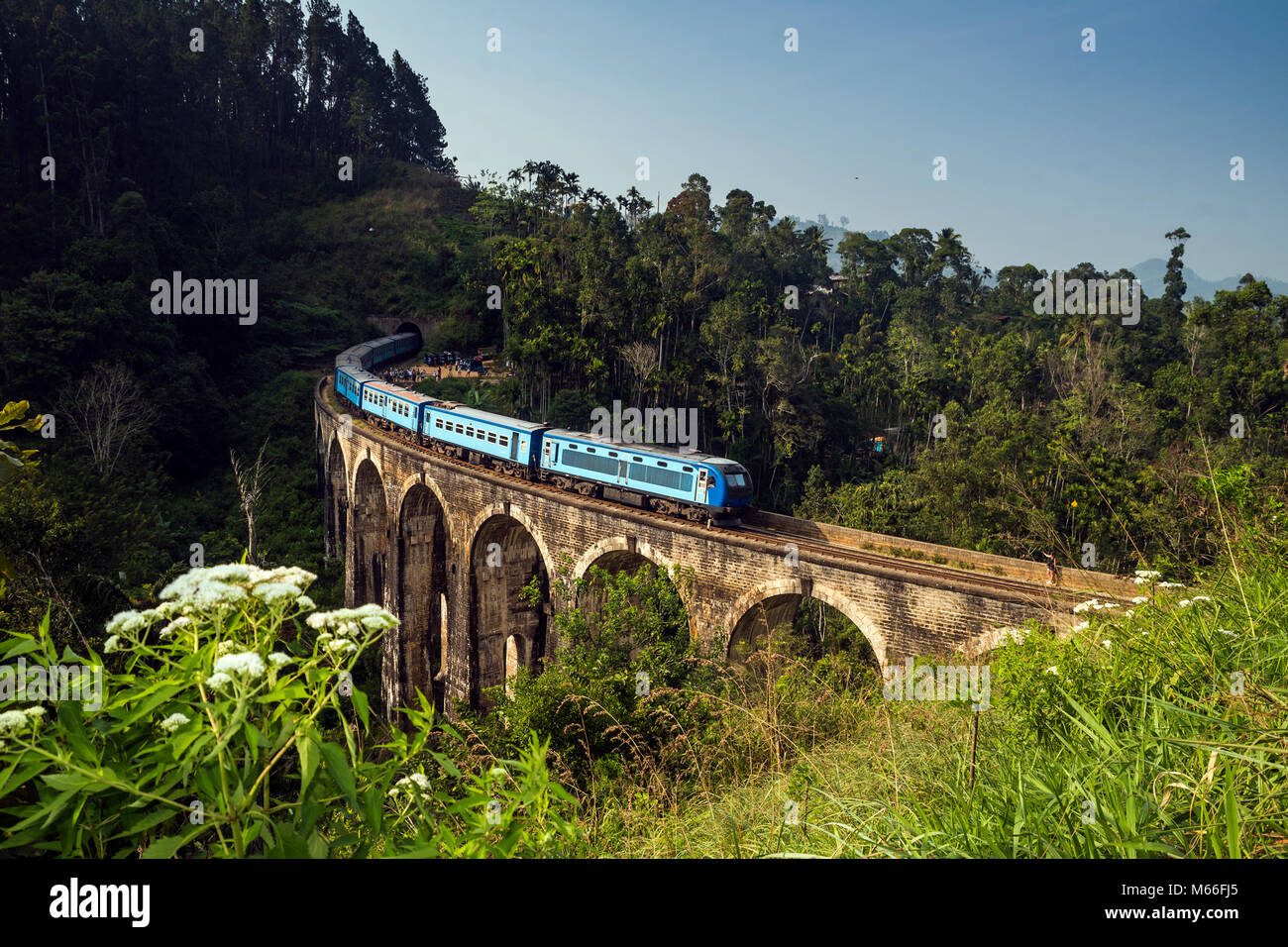 Nine arch bridge hi-res stock photography and images - Alamy
