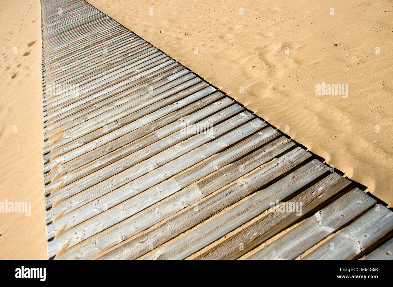 Pathway sand sand dune walkway hi-res stock photography and images - Alamy