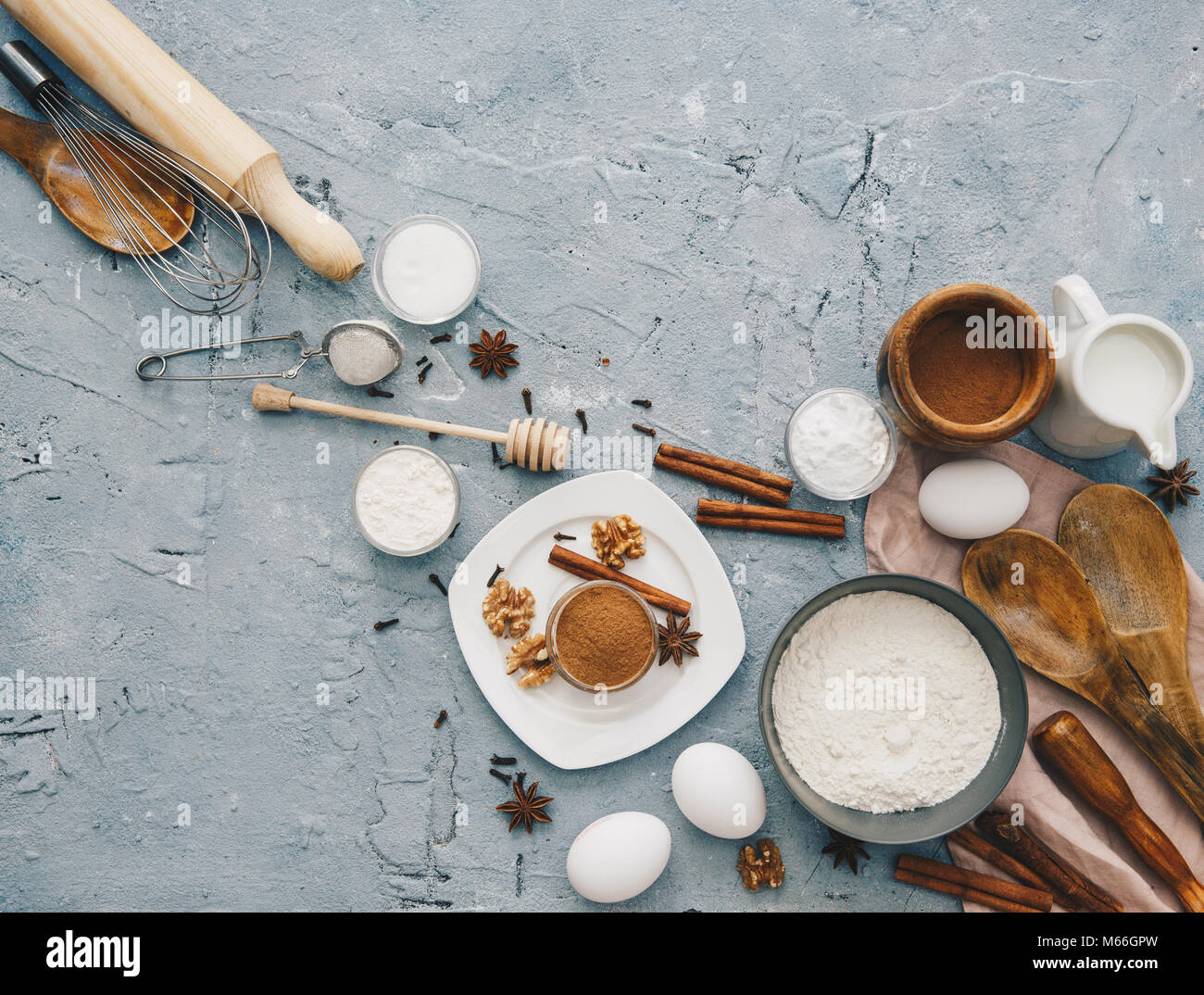 Overhead view of Baking ingredients Stock Photo - Alamy