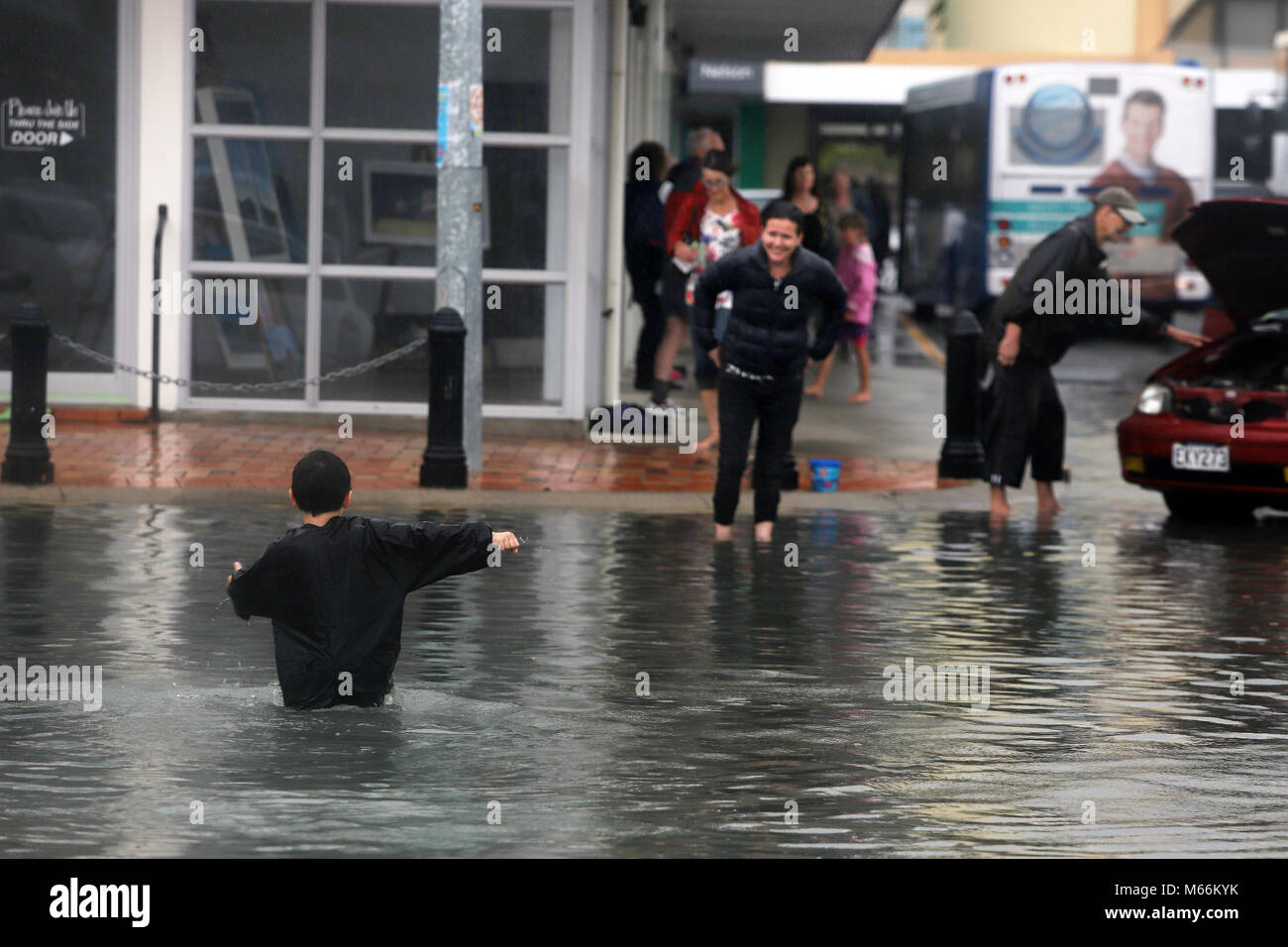 Picture by Tim Cuff - 1 February 2018 - Flooding caused by king tides ...