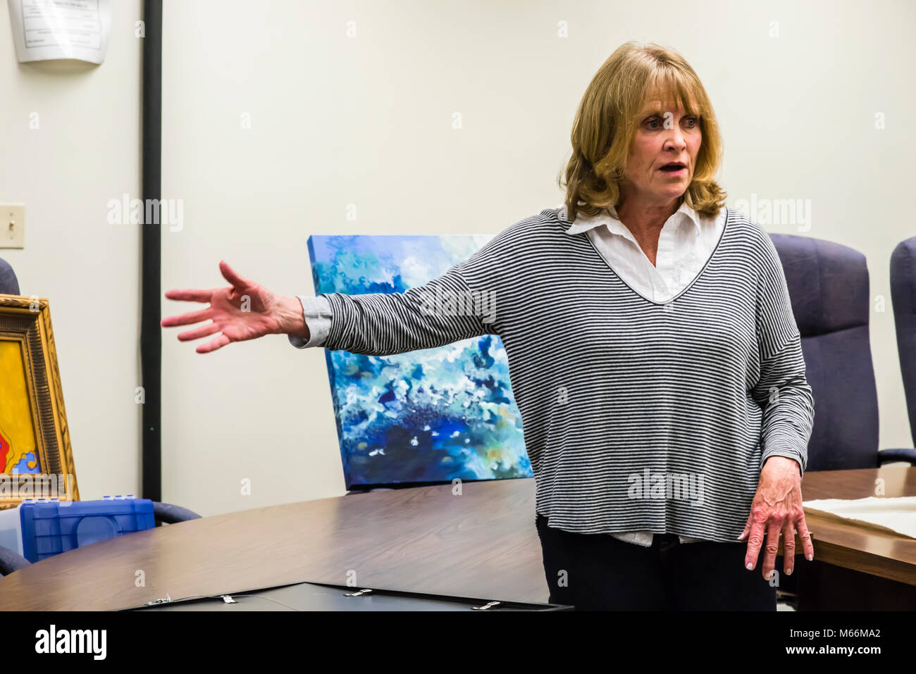 Deborah Leonard Demo Avon Arts Association Avon, Connecticut, USA Stock ...