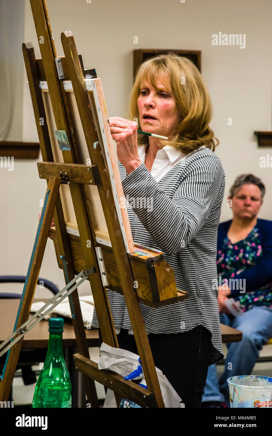 Deborah Leonard Demo Avon Arts Association Avon, Connecticut, USA Stock ...