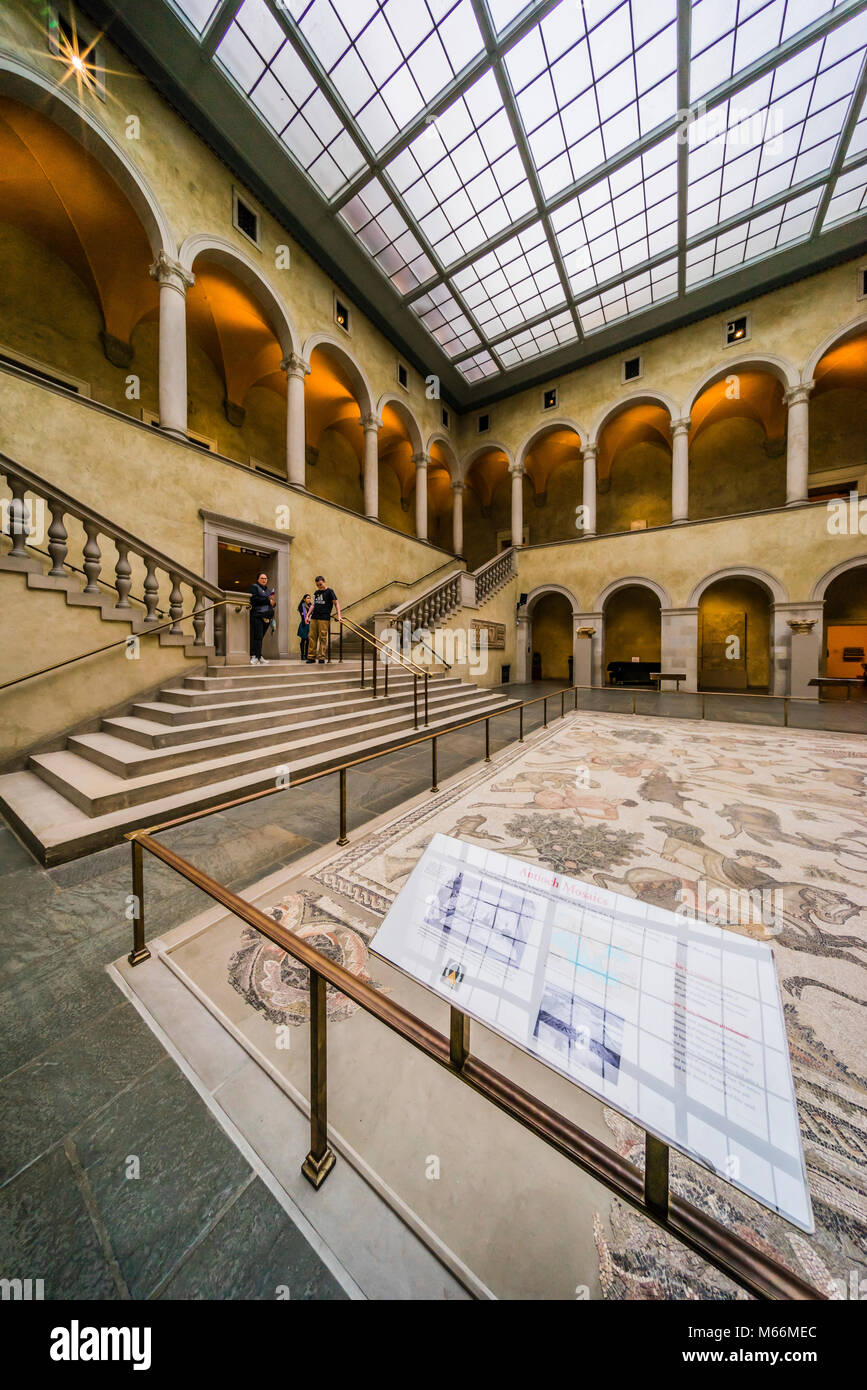 Worcester Art Museum Worcester, Massachusetts, USA Stock Photo - Alamy