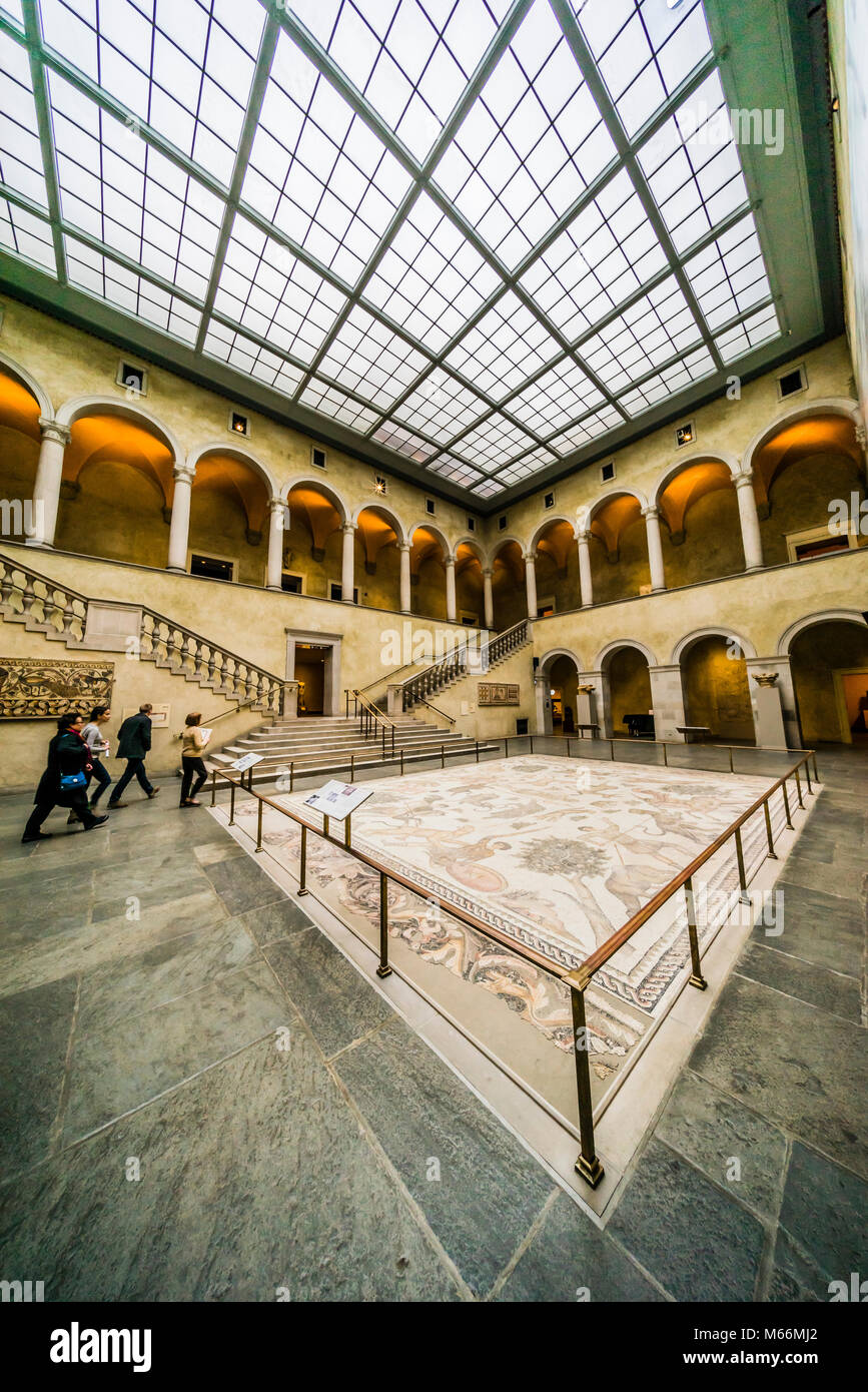 Worcester Art Museum Worcester, Massachusetts, USA Stock Photo - Alamy