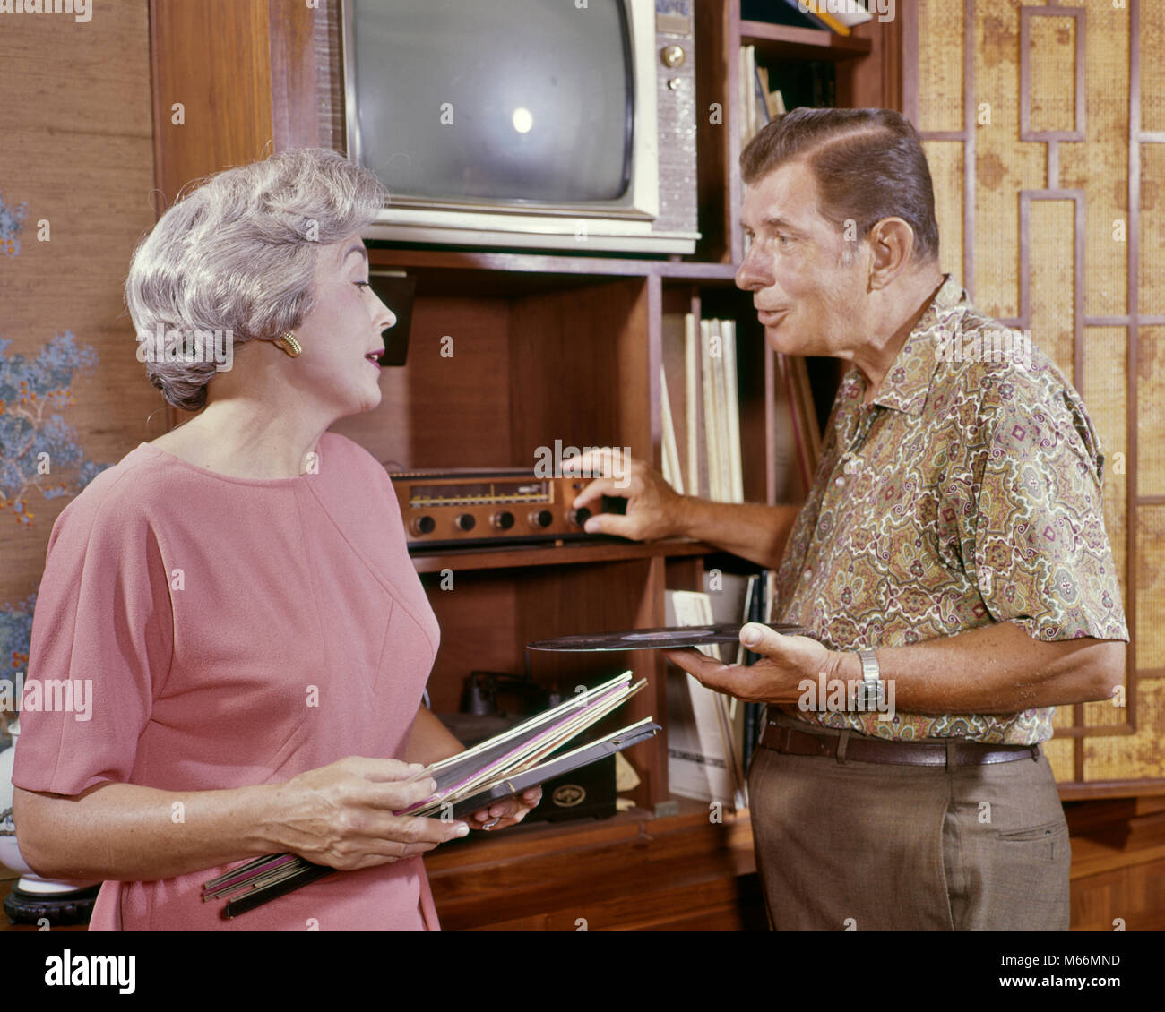 1960s elderly mature senior woman hi-res stock photography and images ...