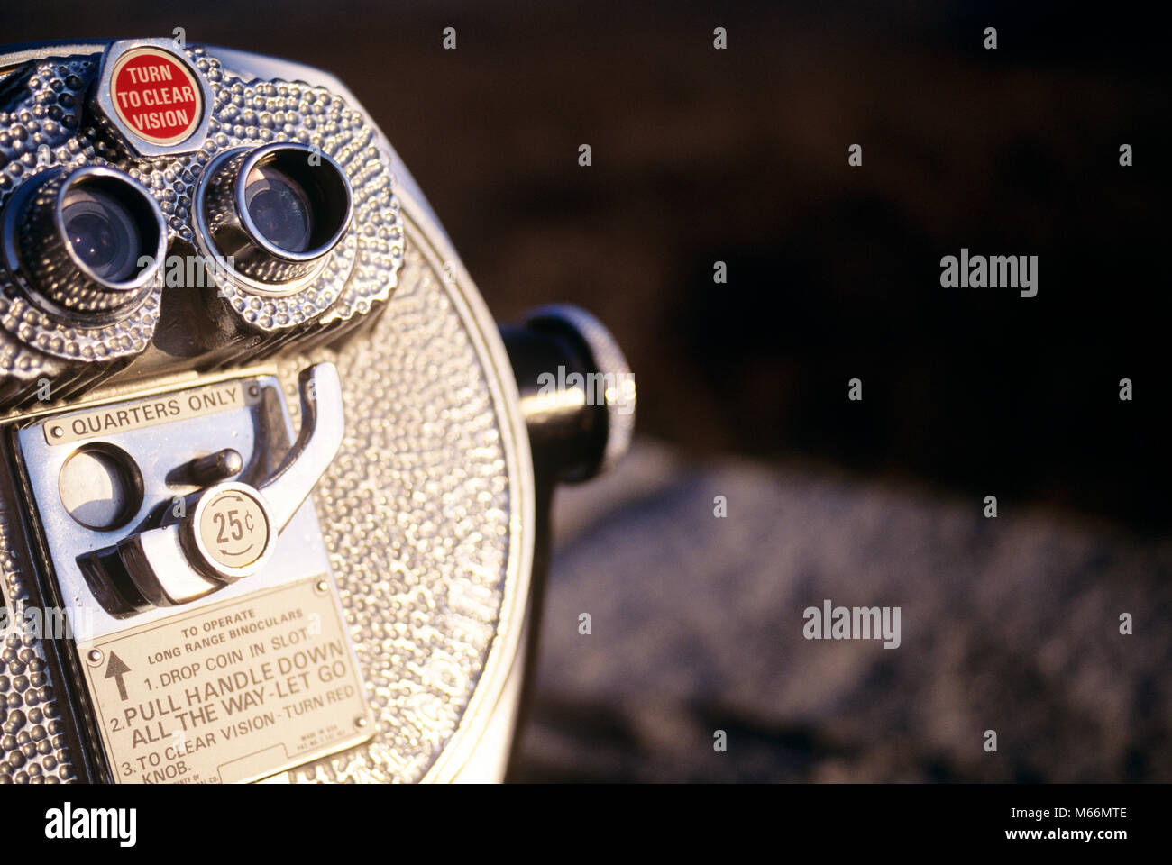 OBSERVATION STAND LONG RANGE BINOCULARS COST 25¢ - ko3887 JAC003 HARS ...