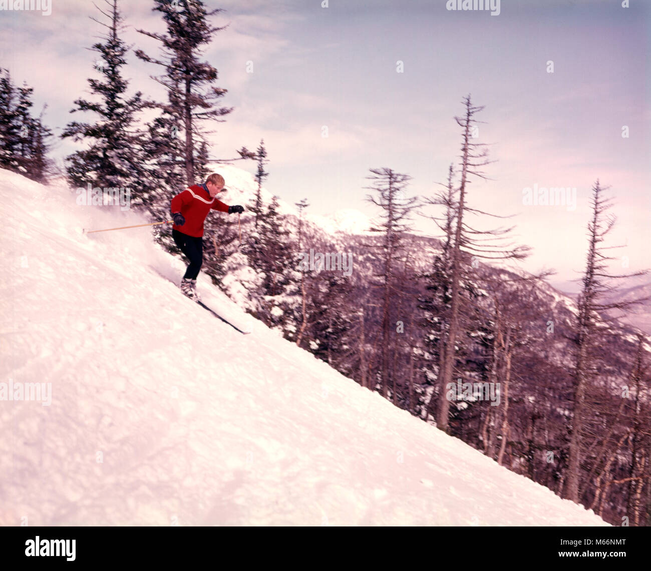 1960s ski hi-res stock photography and images - Alamy
