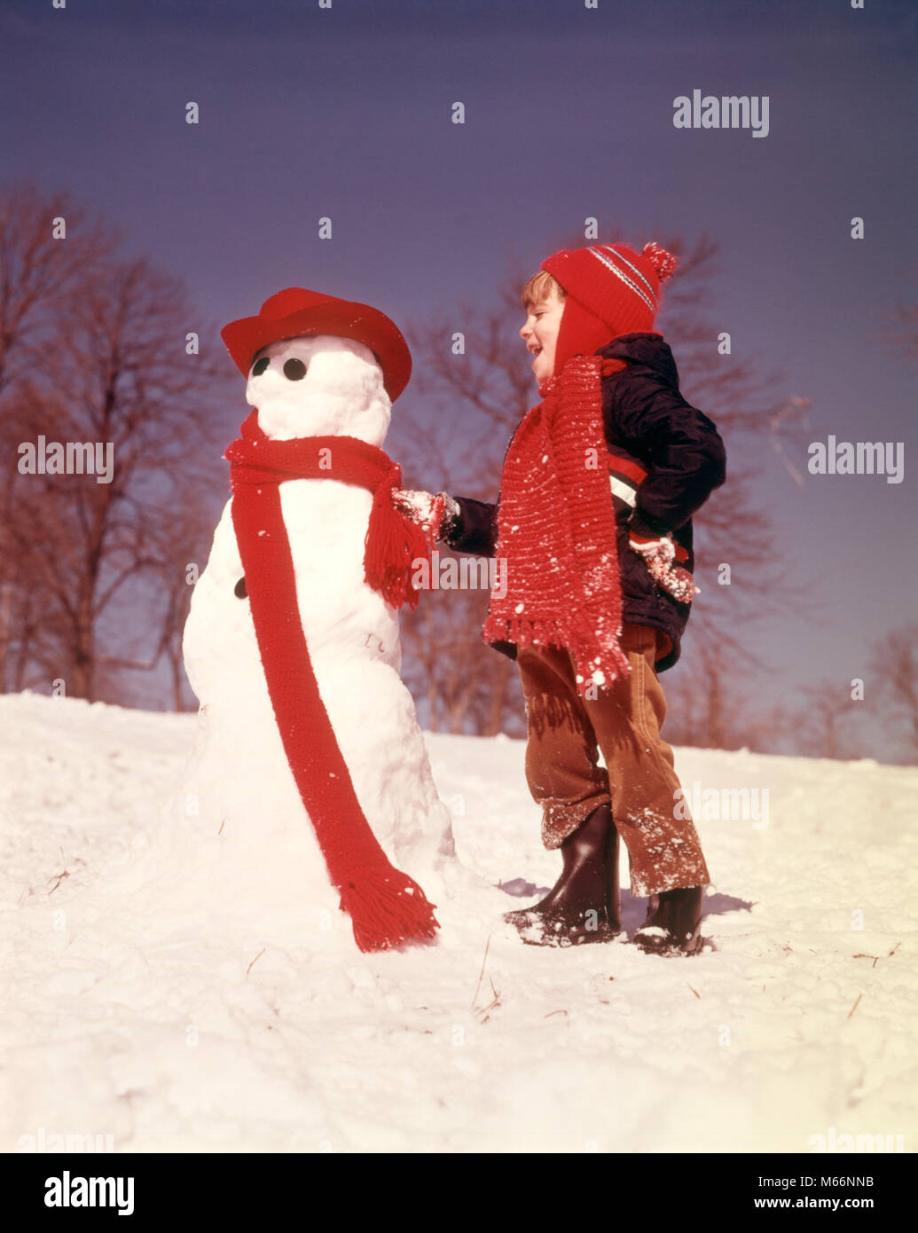 Children snow nostalgia hi-res stock photography and images - Alamy