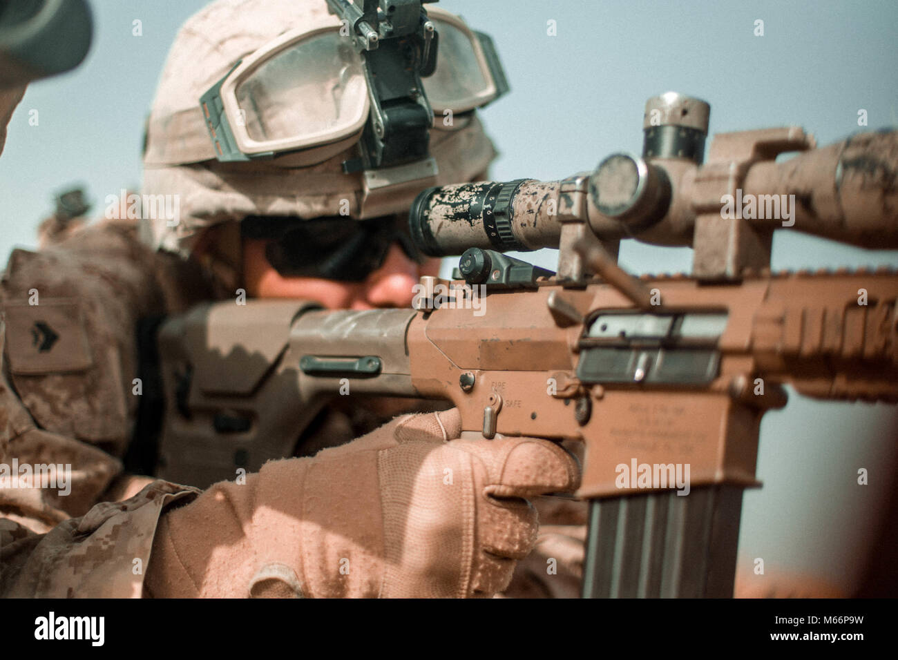 M110 semi automatic sniper system hi-res stock photography and images ...