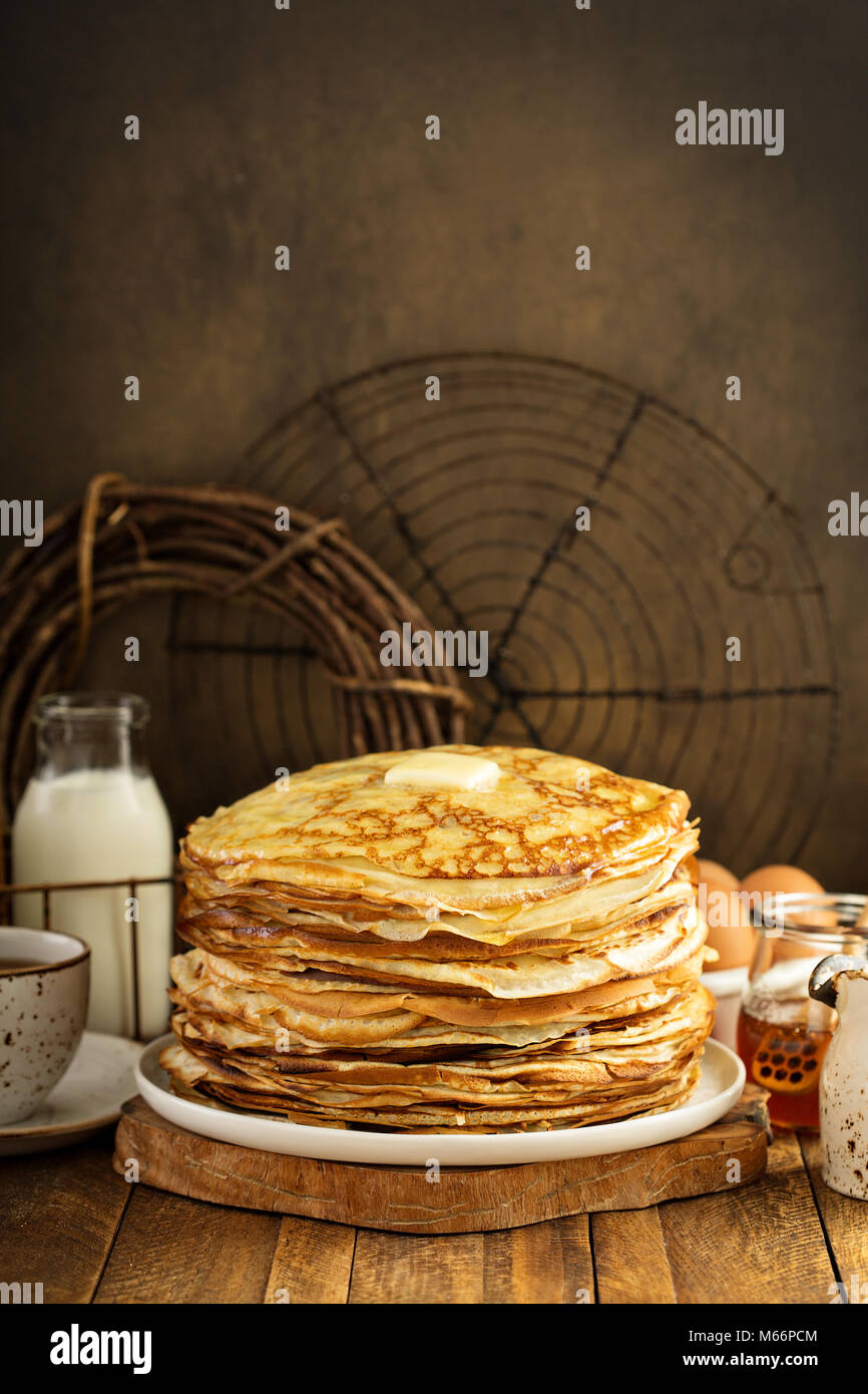 Big stack of homemade crepes or thin crepes Stock Photo - Alamy