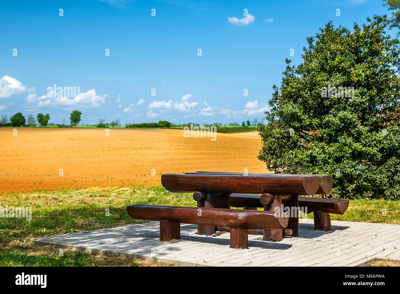 Picnic wooden table hi-res stock photography and images - Alamy