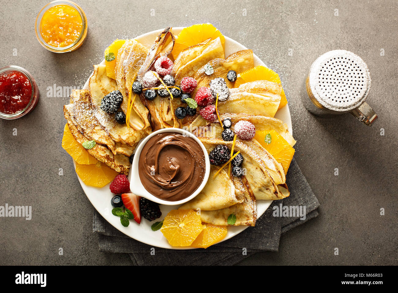 Crepes with fruit hi-res stock photography and images - Alamy