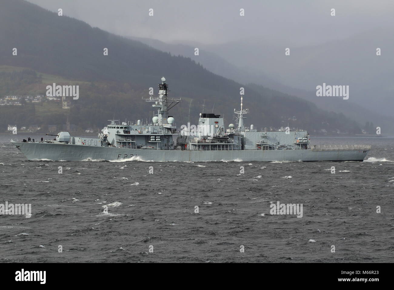 Hms argyll f231 type 23 duke class frigate hi-res stock photography and ...
