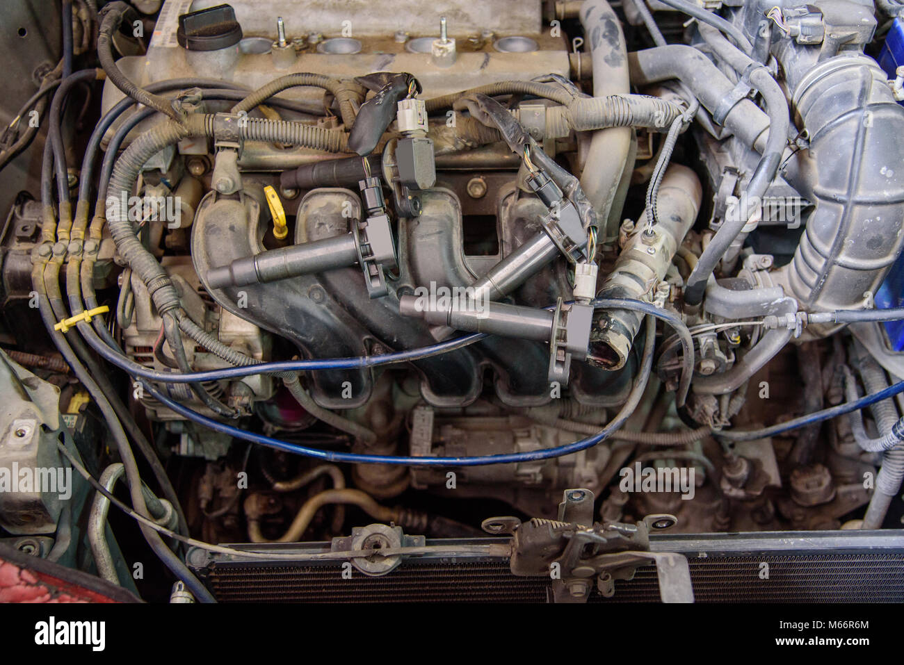 Repair old car engine / Old engine of the car Stock Photo - Alamy