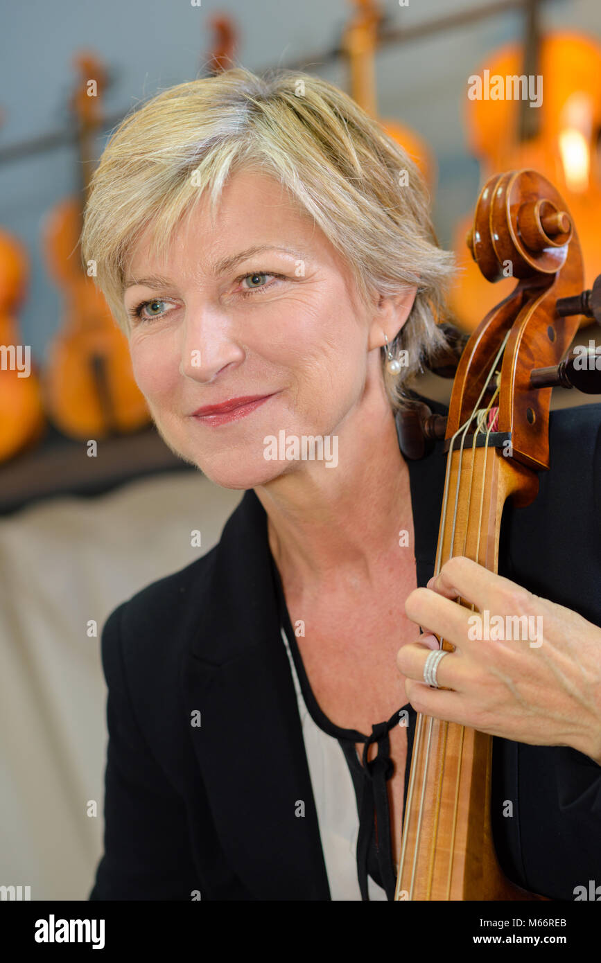 Violin construction hi-res stock photography and images - Alamy