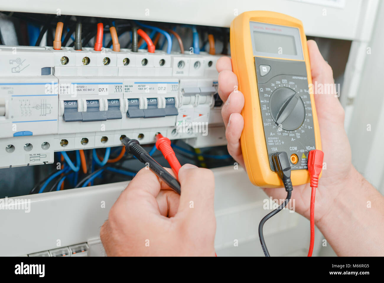 Electrical probes hi-res stock photography and images - Alamy