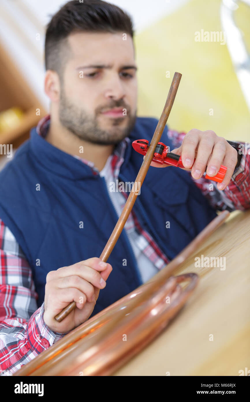 Copper tube cutting hi-res stock photography and images - Alamy