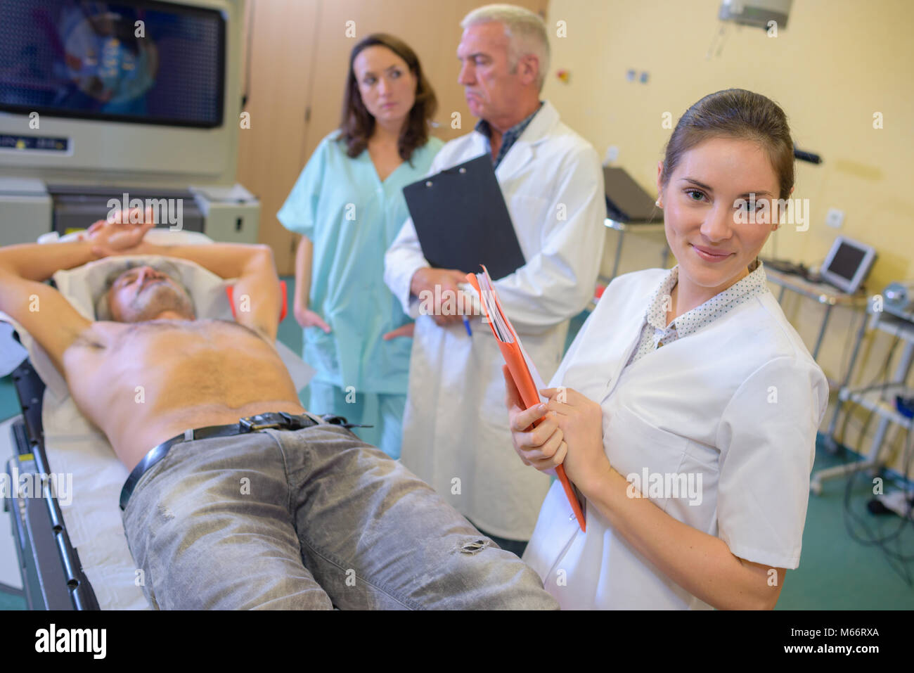 Portrait of nurse in radiology unit Stock Photo - Alamy