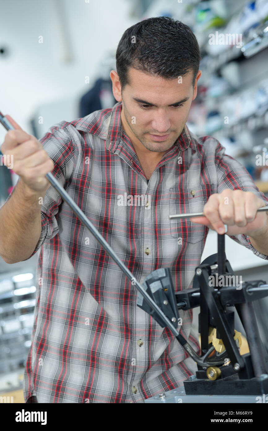 Clothing store salesman customer hi-res stock photography and images ...