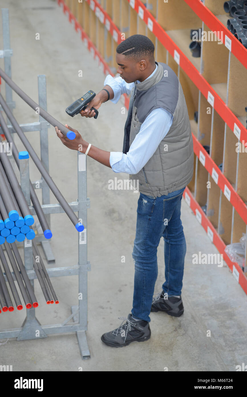 Warehouse inventory handheld hi-res stock photography and images - Alamy