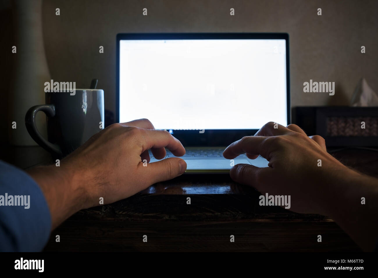 Keyboard hand position hi-res stock photography and images - Alamy